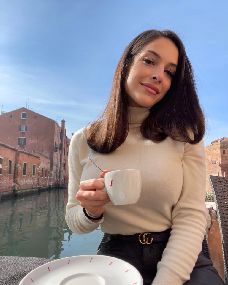 Dalla “Belva” del campo allo studio Rai: il salto mediatico di Agata ...